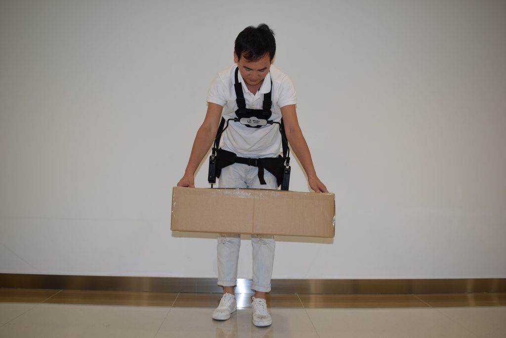 “Made in Shenzhen” Lumbar Exoskeleton , effectively reduce the waist ...